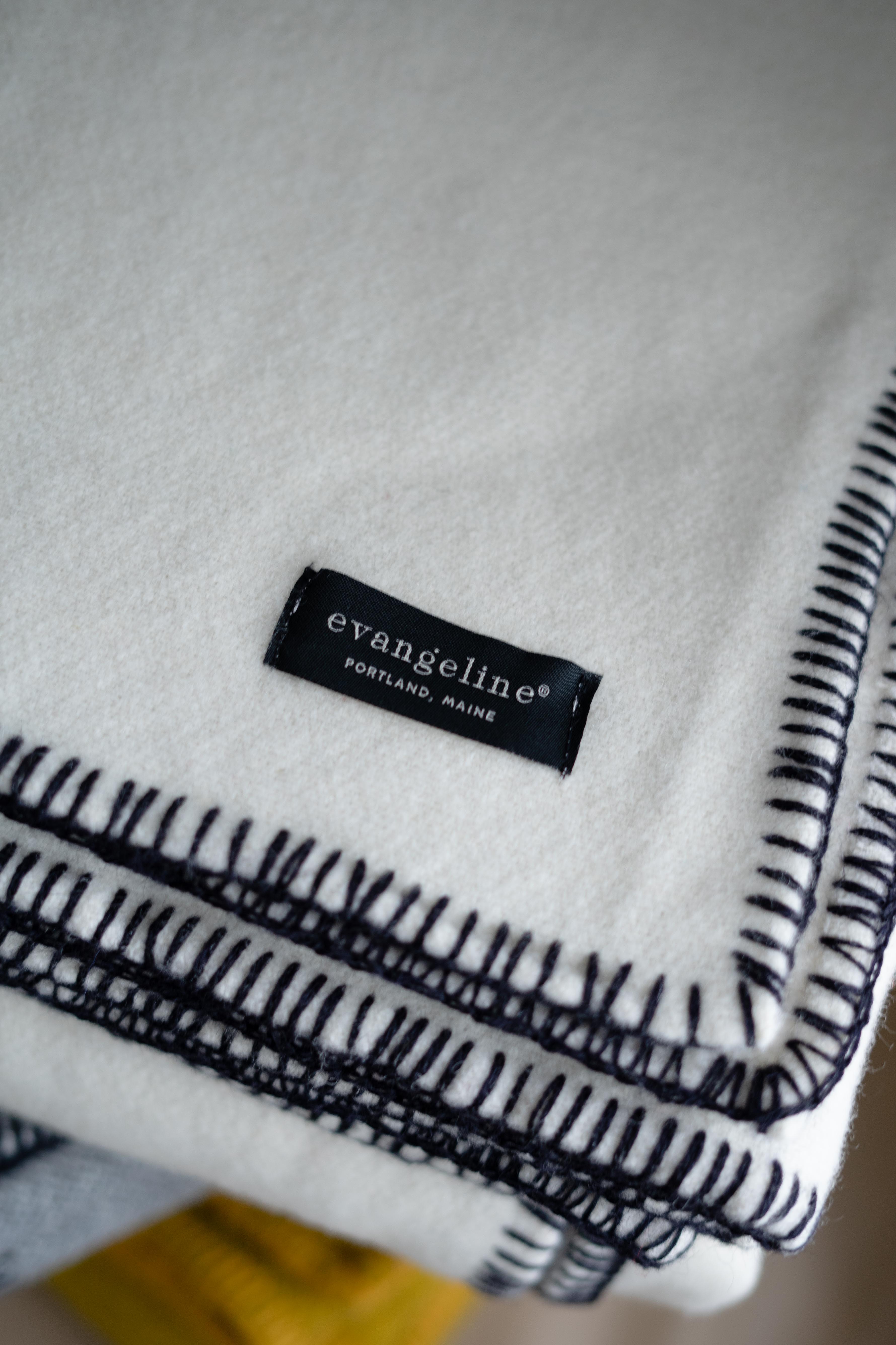 Luxury Bedding, Blankets & Throws | Simple Merino Wool Bed Blanket – Evangeline
