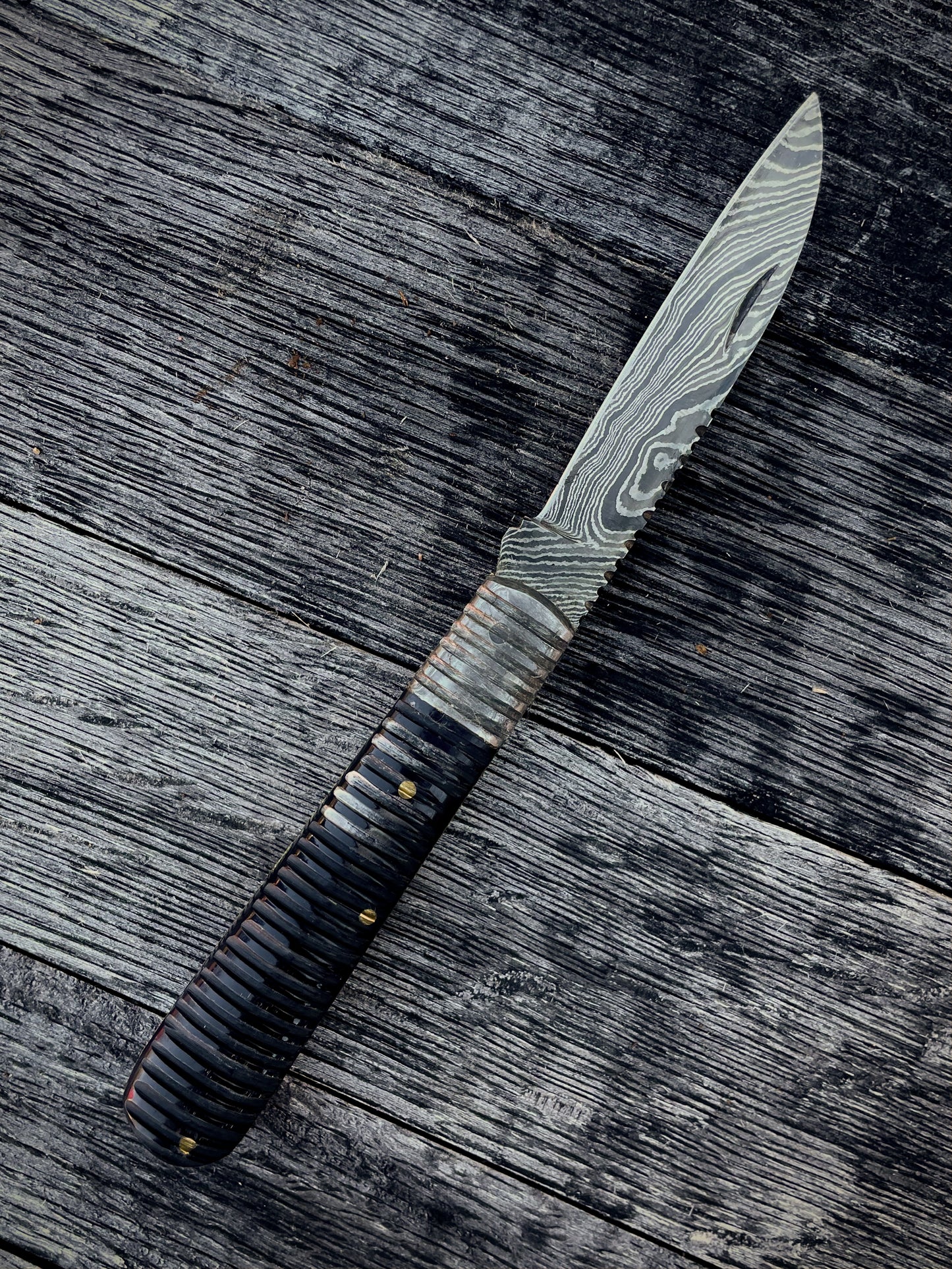 Luxury Blankets, Throws & Gifts | Vintage Pocket Knife – Evangeline